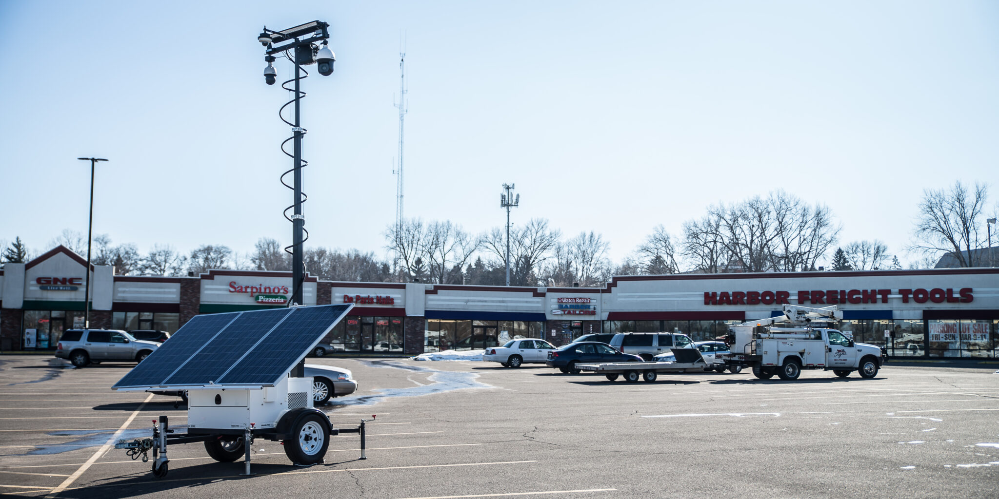 Retail Parking Lot & Vehicle Break-In Deterrence - Mobile Pro Systems